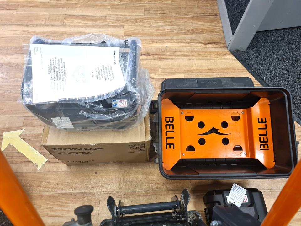 Altrad Belle 16” PCX 13/40E+ Plate Compactor (13kN) – 72V Battery ...