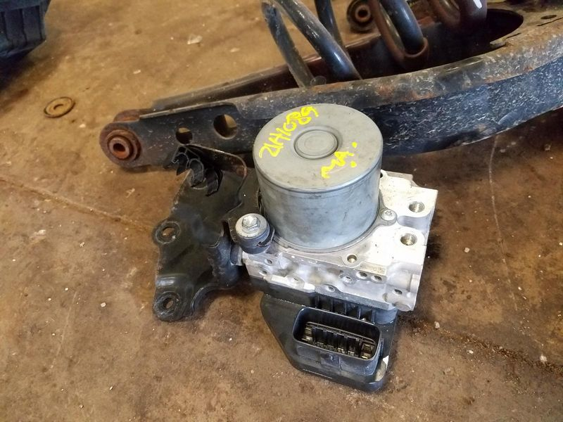 2009-2011 Toyota Rav4 ABS Anti Lock Brake Actuator Pump | eBay
