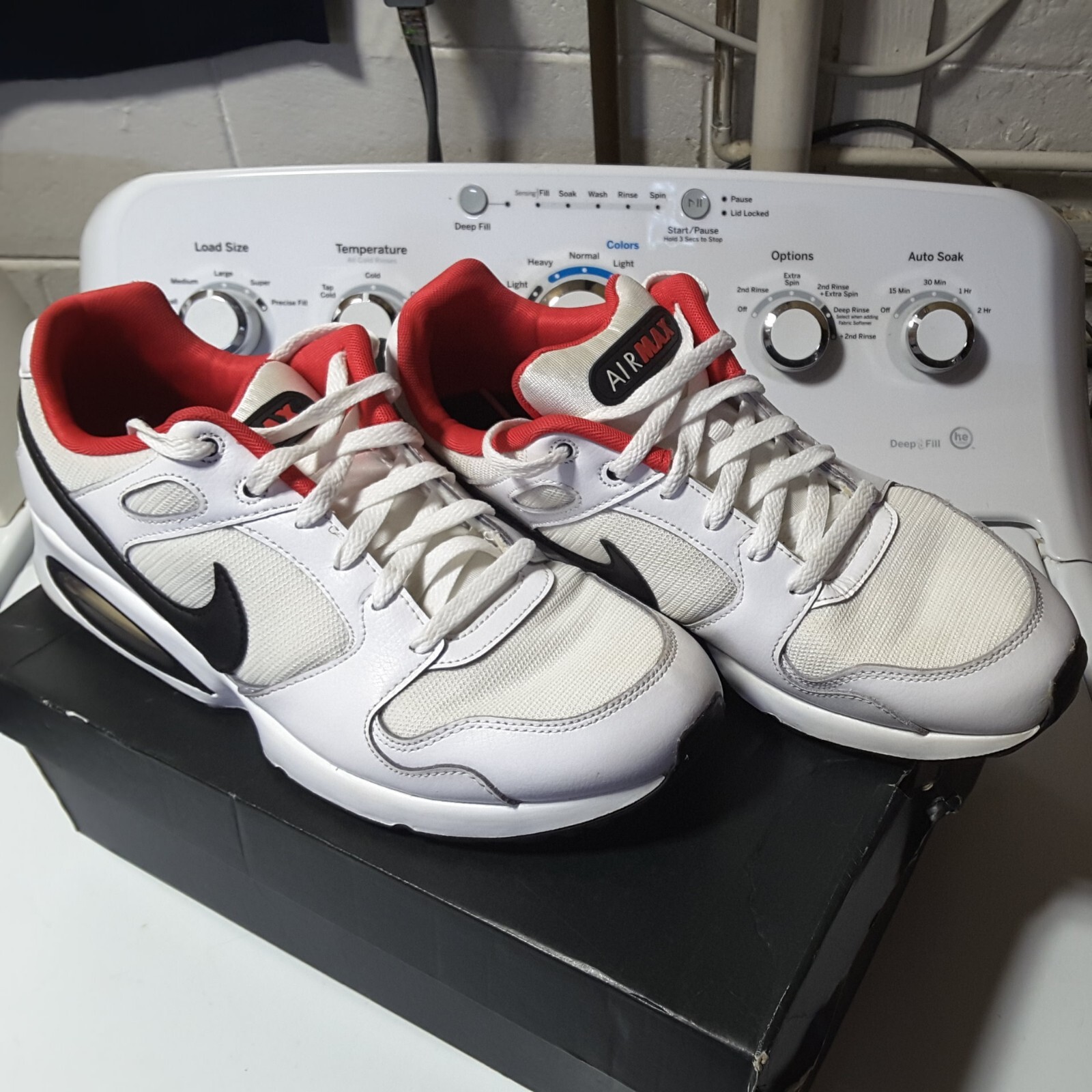 RARE🔥 Nike Air Max Coliseum Racer Men's Running Whit… - Gem