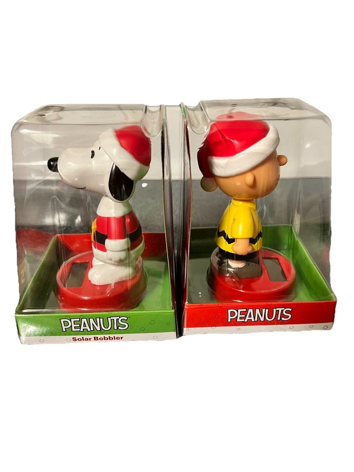 2 New Peanuts Christmas Solar Bobblers ~ Charlie Brown & Snoopy As ...
