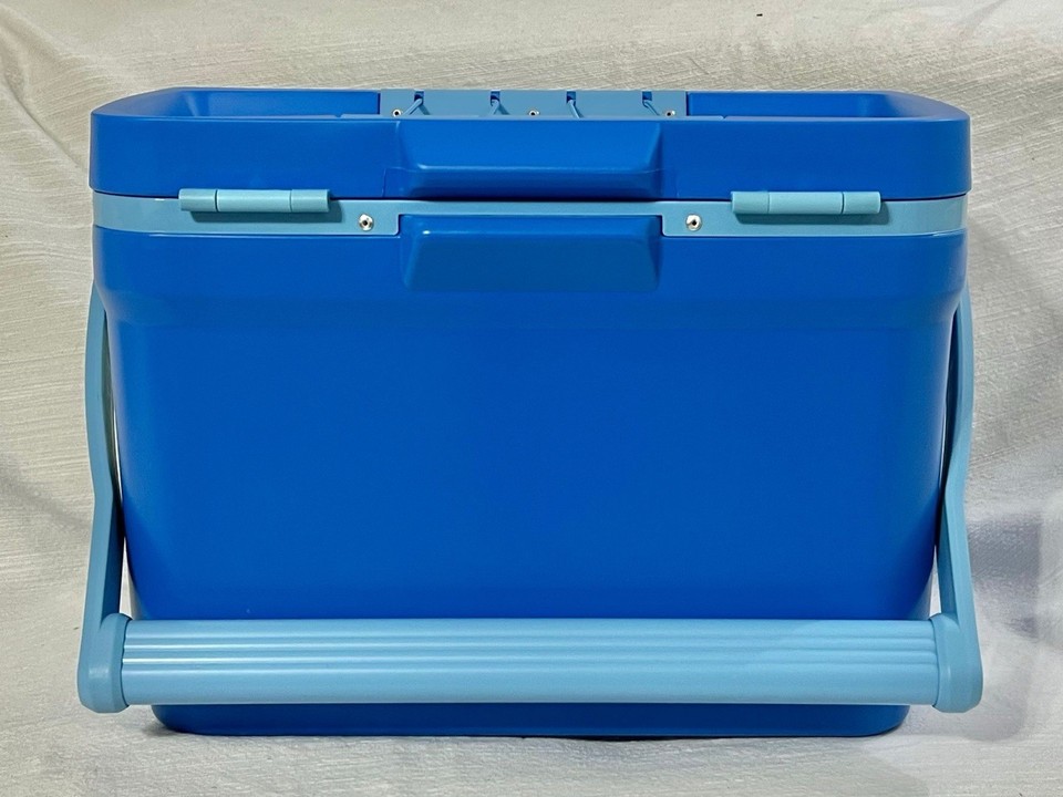 Stanley 16qt Easy-Carry Outdoor Cooler - Azure With Ariat booker Men ...