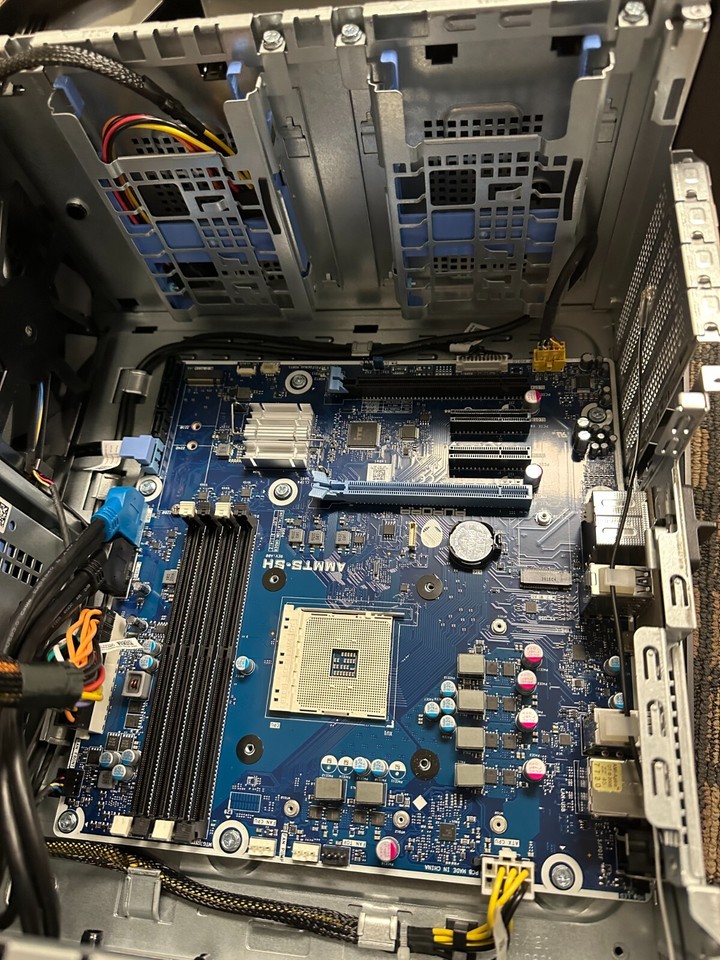 Alienware Aurora Ryzen Edition R10 Barebone Chassis w/ Motherboard 850W ...