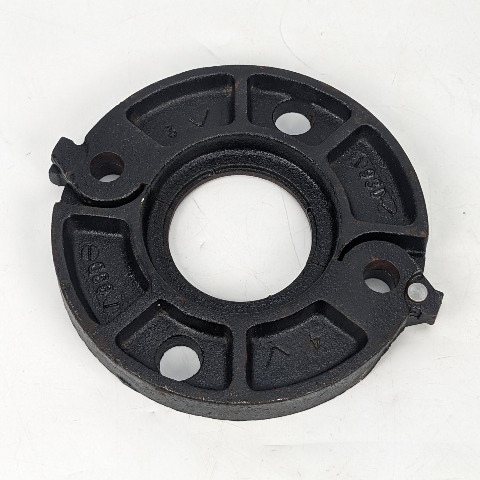 Victaulic Style 741 2-1/2" Grooved Painted Flange Adapter 5/8" Bolt ...