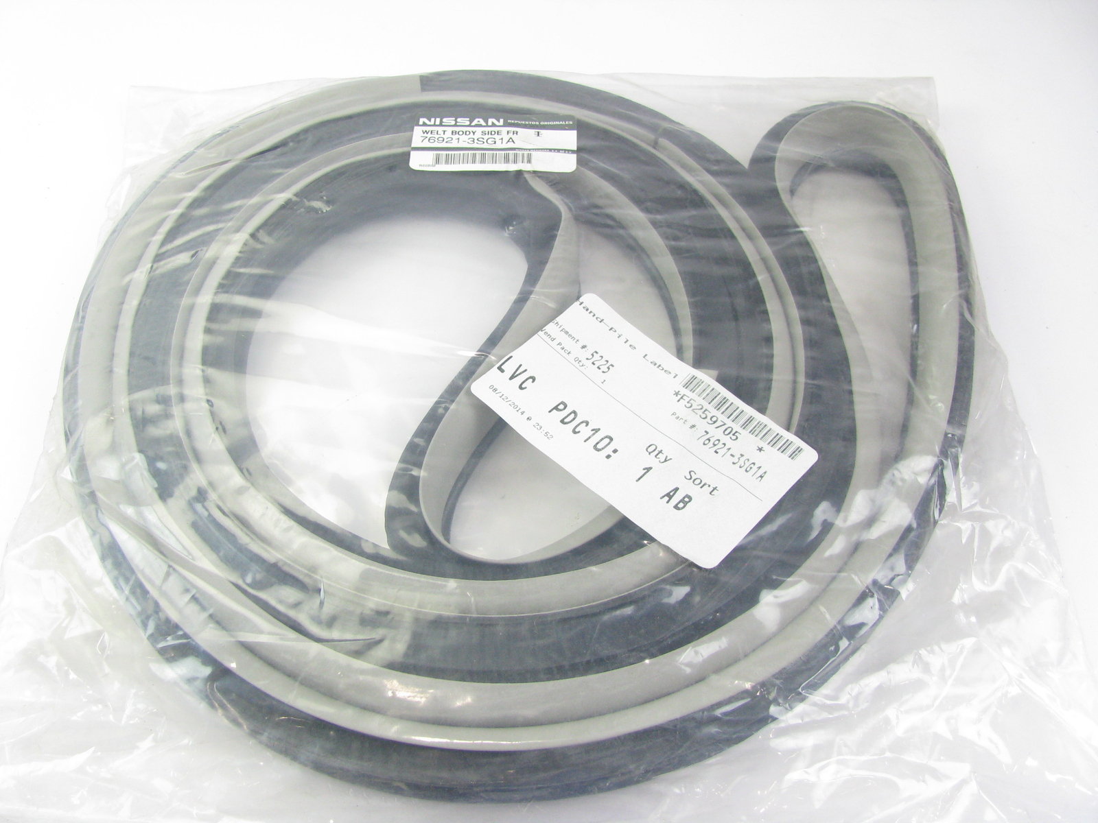 NEW - OEM 76922-3SG1A Front Left Door Welt Seal For 2013-2015 Nissan ...