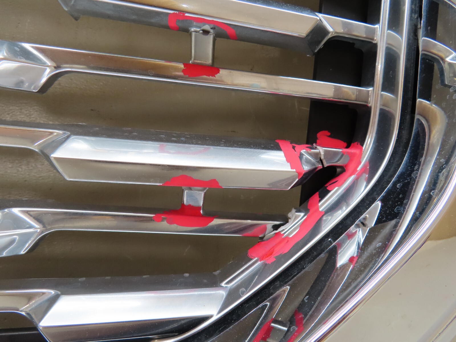 2018-2020 GMC YUKON XL DENALI FRONT UPPER BUMPER GRILLE GRILL OEM ...