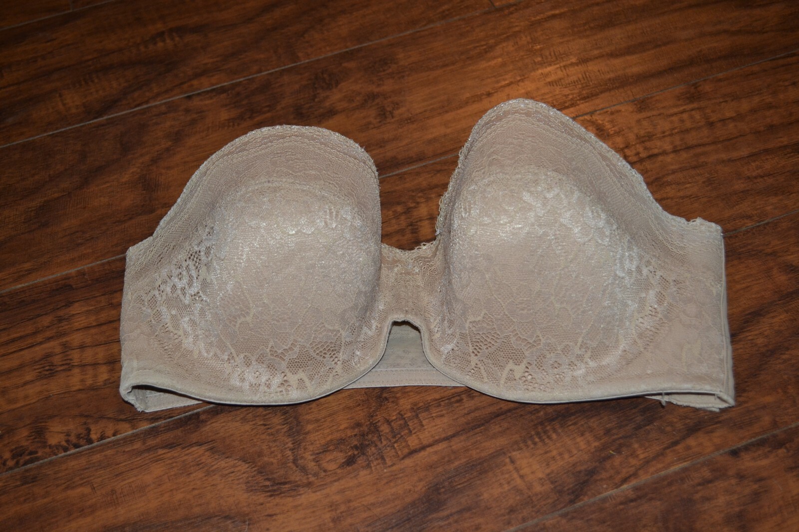 E9- b.tempt'd Strapless Underwire Side Closure Bra Size 36D | eBay