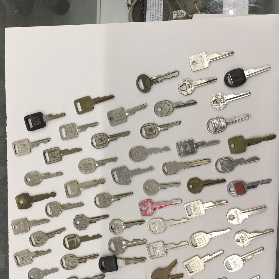 Lot of 90 Misc. Keys #3 | eBay