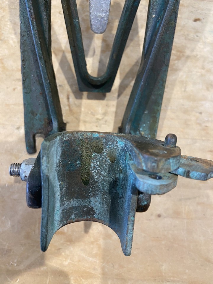 BRITISH SEAGULL MOUNTING BRACKET BRONZE & BRZ thrust block - v Rare ...