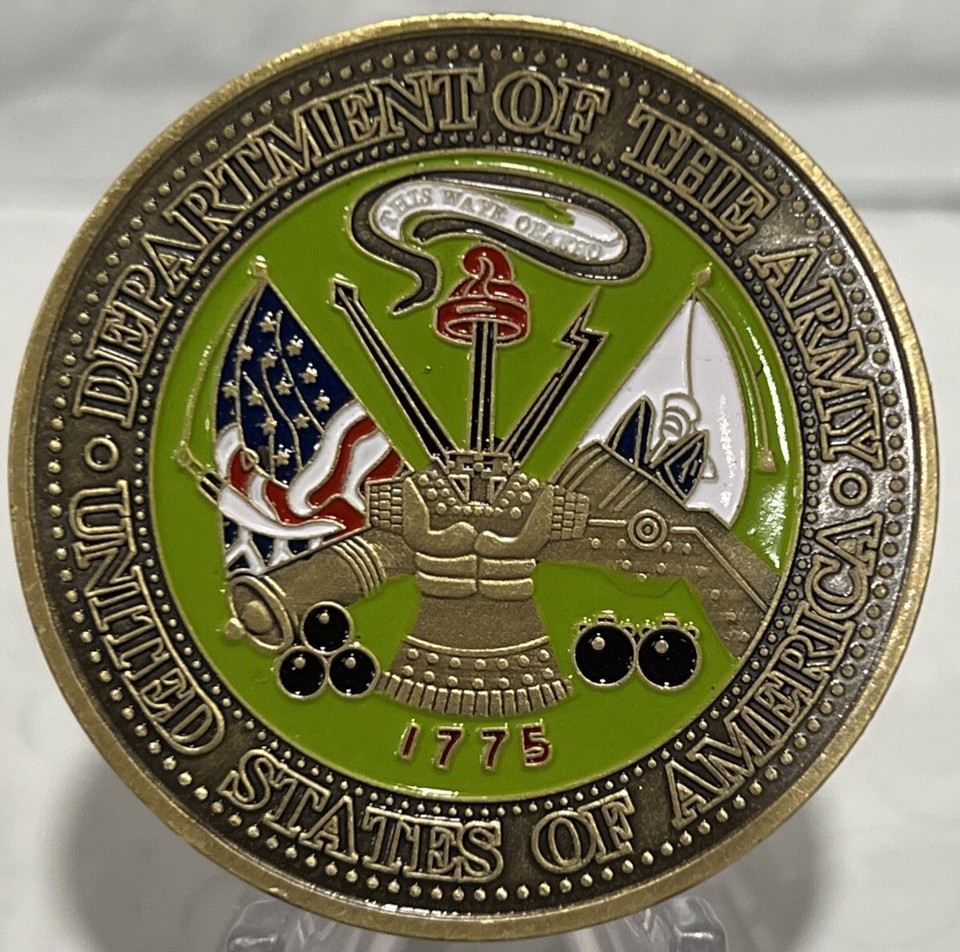 * US Army / Medic Collectible Army Challenge Coin Serving US Army ...
