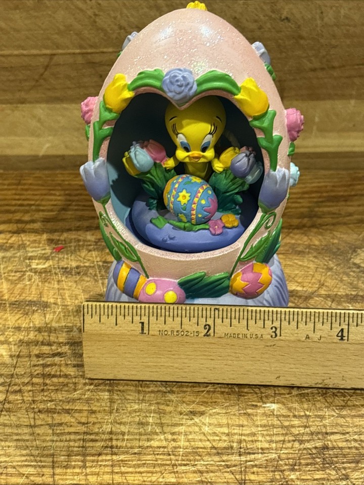Ultra Rare Tweety Bird Easter Adventure Easter Figure Play Easter ...