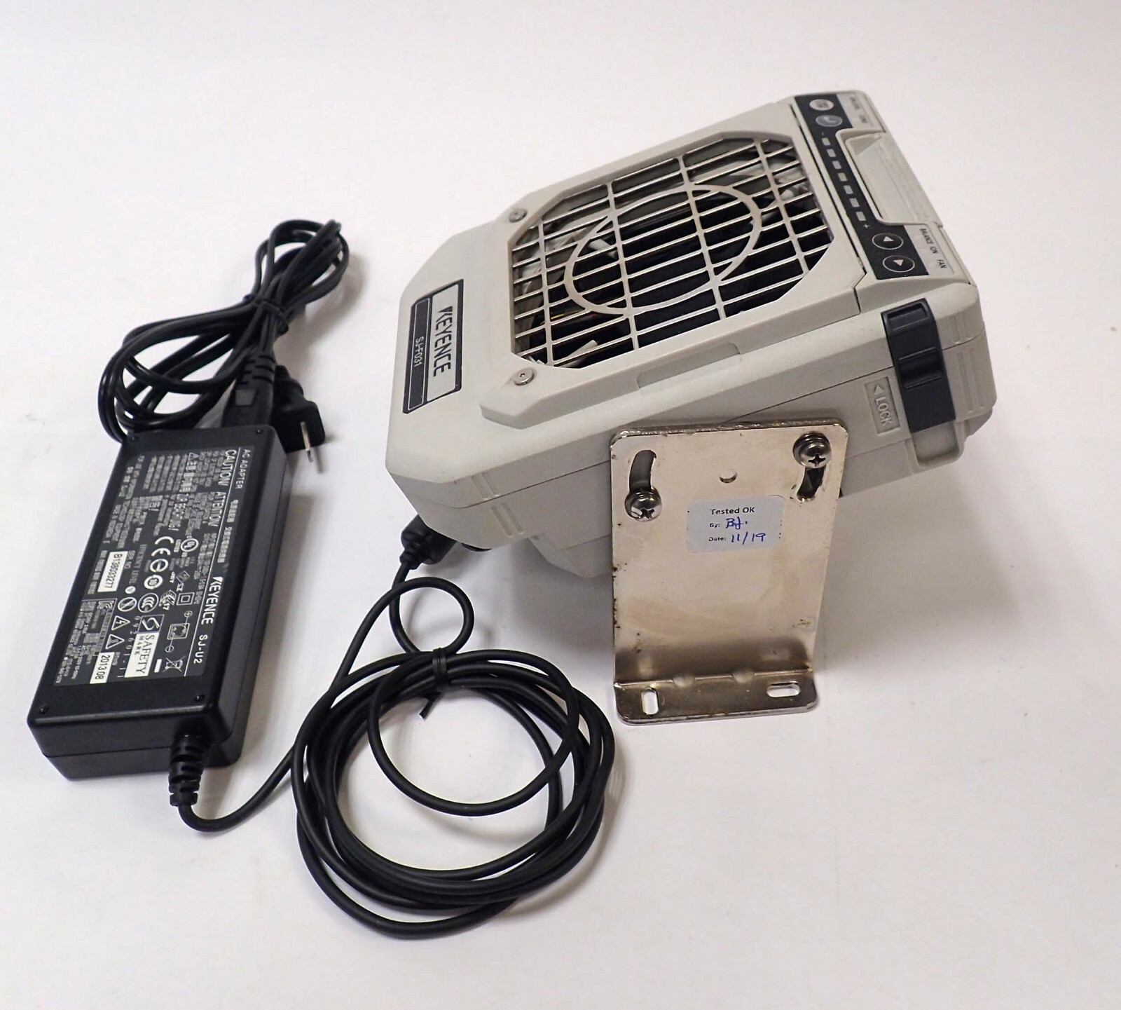 KEYENCE SJ-F031 HIGH-SPEED / LONG DISTANCE STATIC ELIMINATOR BLOWER ...