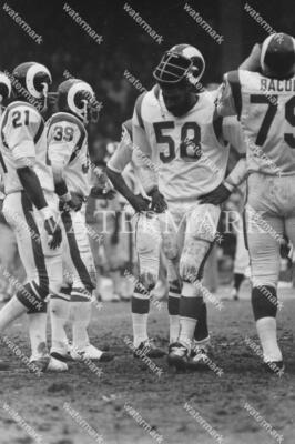 ES608 Isiah Robertson Rams Action Football 8x10 11x14 16x20 Photo | eBay
