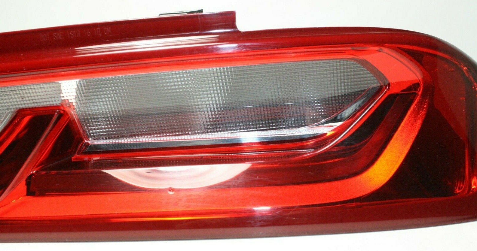 CHEVROLET CAMARO 2016-18 HINTEN RECHT BEIFAHRERSEITE LED RÜCKLEUCHTE ...