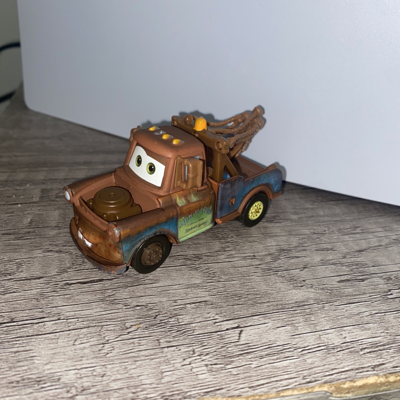 Disney Pixar Cars 2 - Mater Race Team (by Mattel) W1939 1/55 | eBay