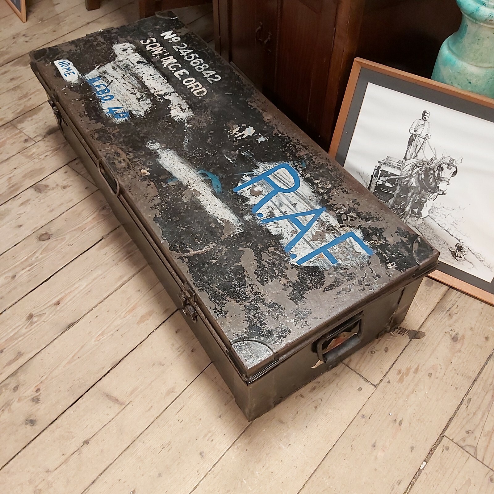 RAF Foot Locker owned by Squadron Leader G E ORD OBE 1950s ? 41 inch ...