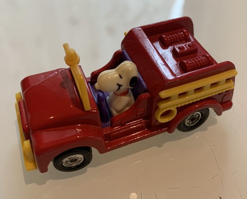 Aviva Hasbro Peanuts Snoopy Red Die Cast Metal Fire Truck - PERFECT ...
