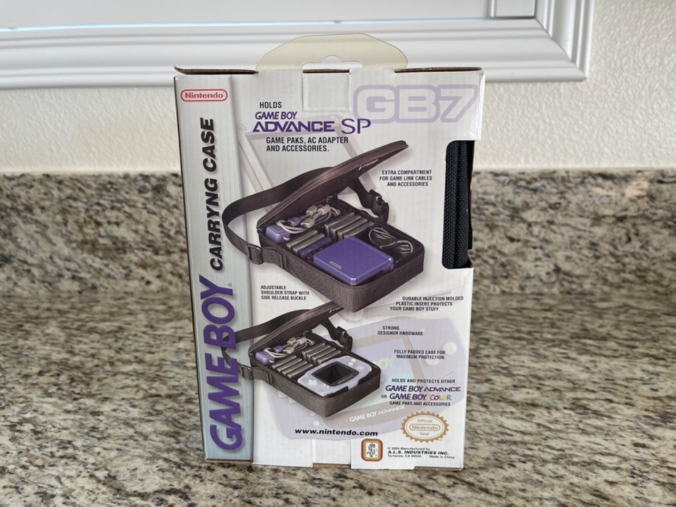 Nintendo Game Boy Carrying Case - New In Box - Compatible with Advance ...