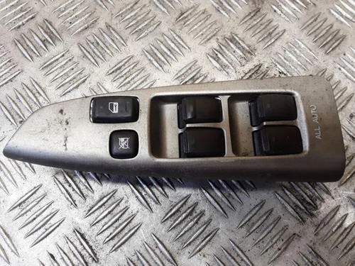 TOYOTA AVENSIS VERSO M2 Front Right Door Window Switch 514569B 2.00 ...