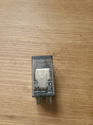 SCHNEIDER ELECTRIC RPM22BD PLUG | eBay