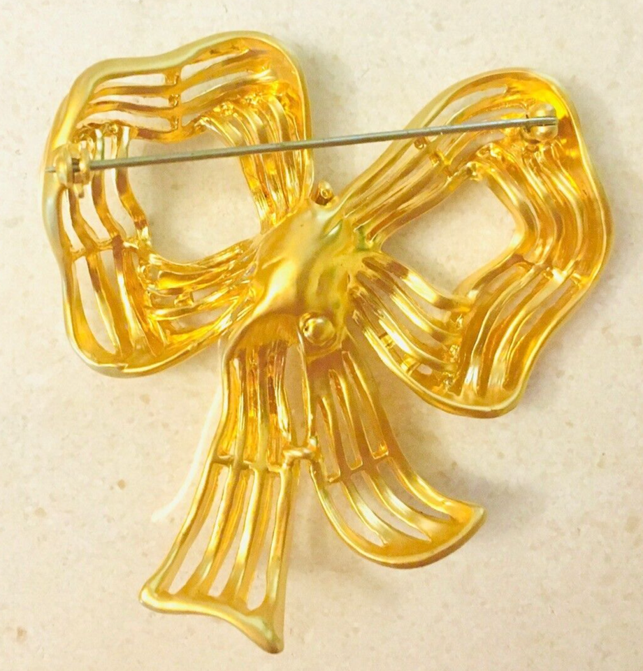 Vintage NEW Brushed Gold Tone Ribbon Bow Large Brooch-Pin-Stunning!! 2. ...