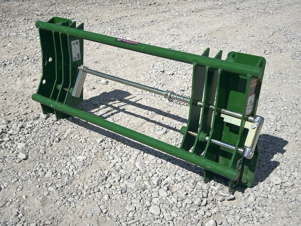 John Deere 400 500 Series Loader To Euro Global Quicke Tractor Adapter ...