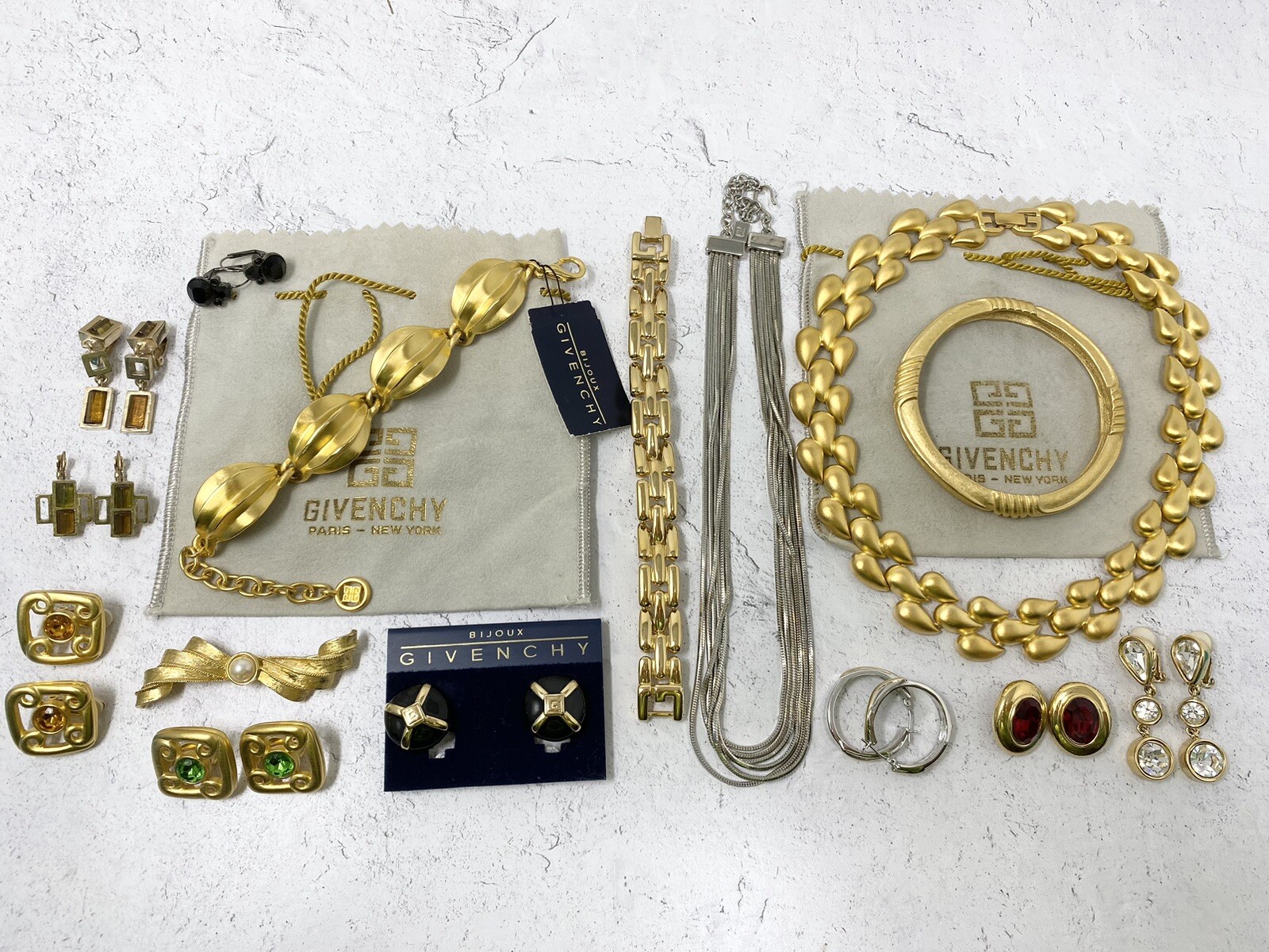 Stunning Vintage 15 Piece Givenchy Jewelry Lot Collec… - Gem