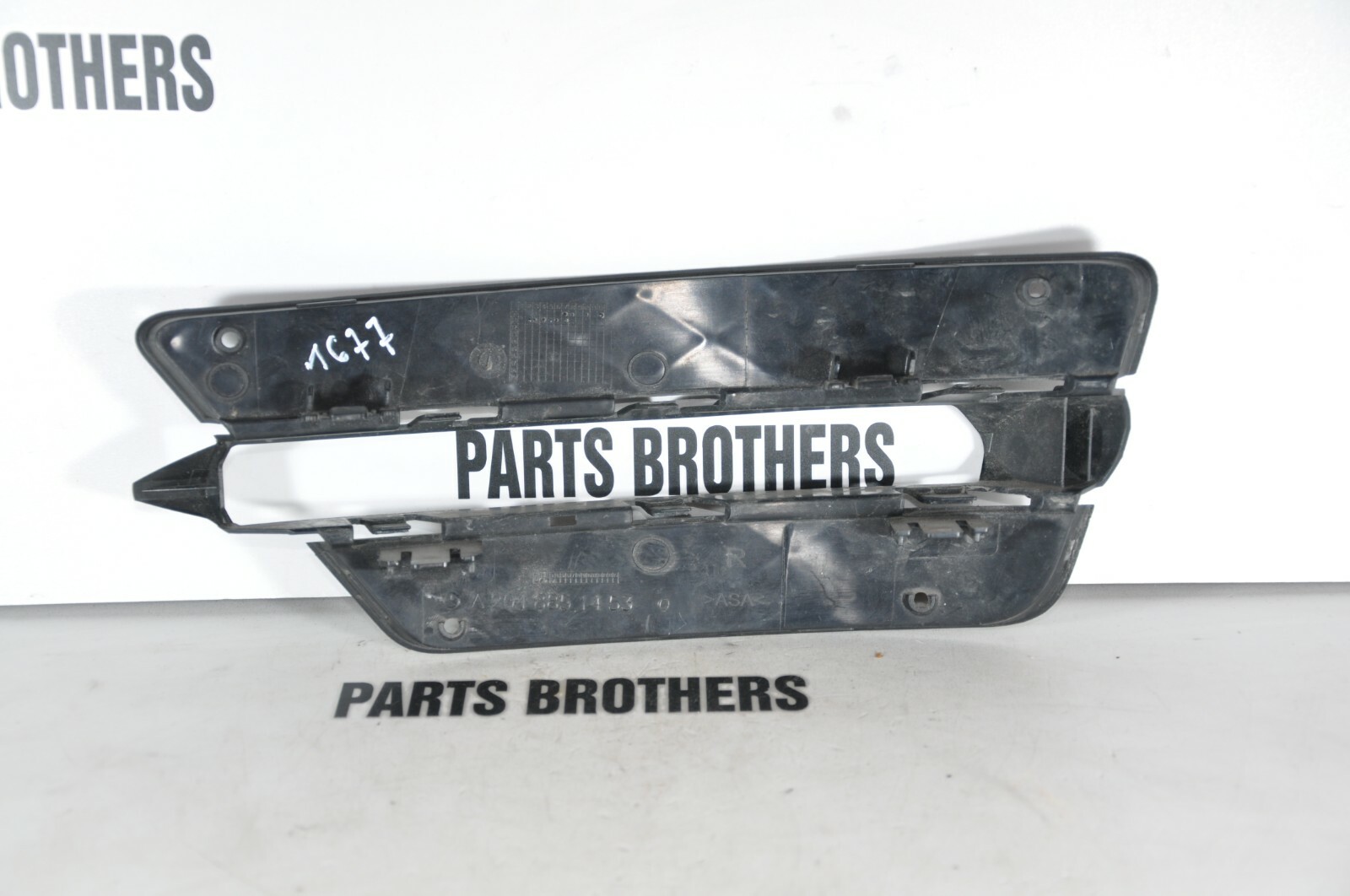 Mercedes-Benz Lower Bumper Grille Right A2048851453 | eBay