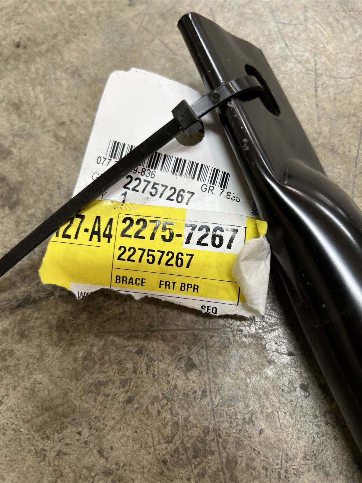 OEM GM Front Bumper Driver Side Support Brace 14-18 Silverado Sierra ...