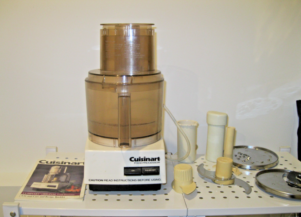 The Original Cuisinart Pro DLC-10S TX Classic 7-cup Food Processor w ...