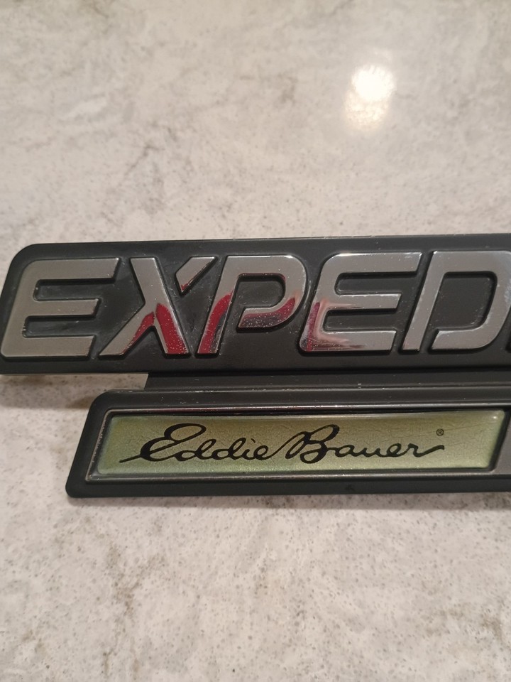 1997-2000 FORD EXPEDITION EDDIE BAUER TRITON V8 FRONT FENDER EMBLEM ...