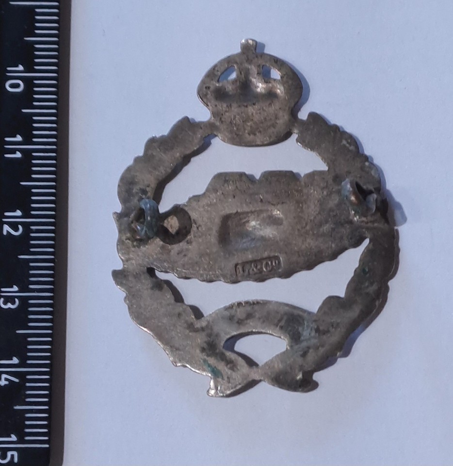 WW1 Tank Corps Cap Badge – ‘FEAR NAUGHT’ L&Co Maker Marked, Original ...