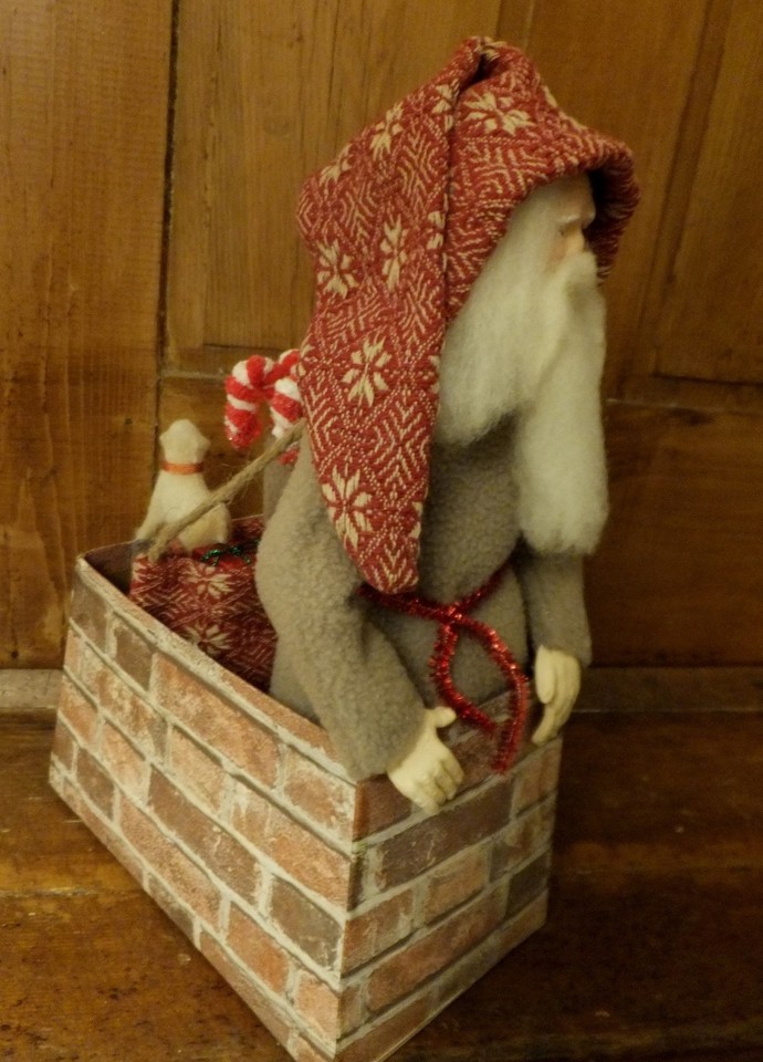 Primitive Folk Art Paper Mache Santa Claus w/Putz Style sheep | eBay