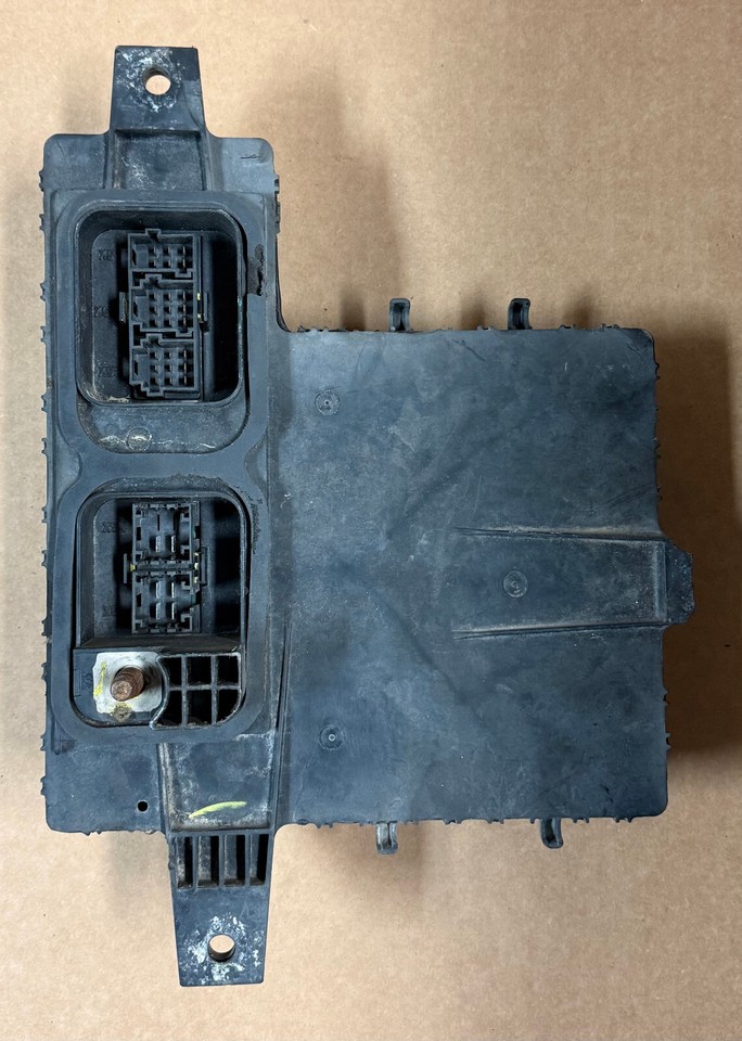 FREIGHTLINER Cascadia Sam Chassis Control Module A06-75982-000 [BROKEN ...