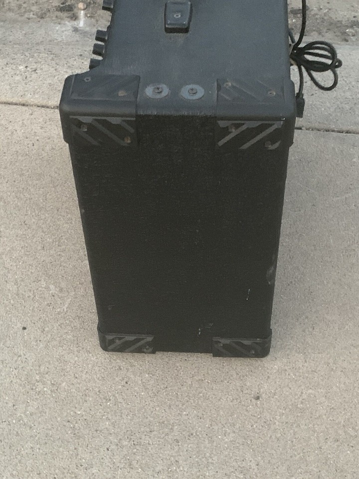 Laney Linebacker 65 Reverb Guitar Amplifier Celestion Speaker England ...