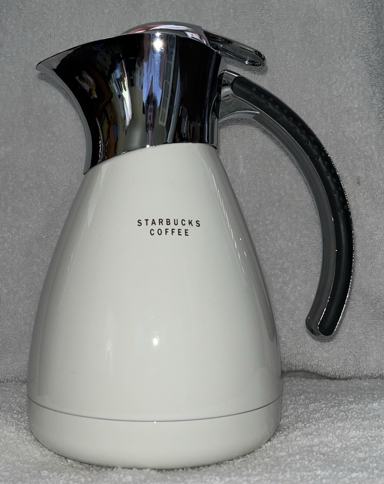 Starbucks White 32 oz Carafe Hot Coffee Tea Pot Pitcher 2005 | eBay