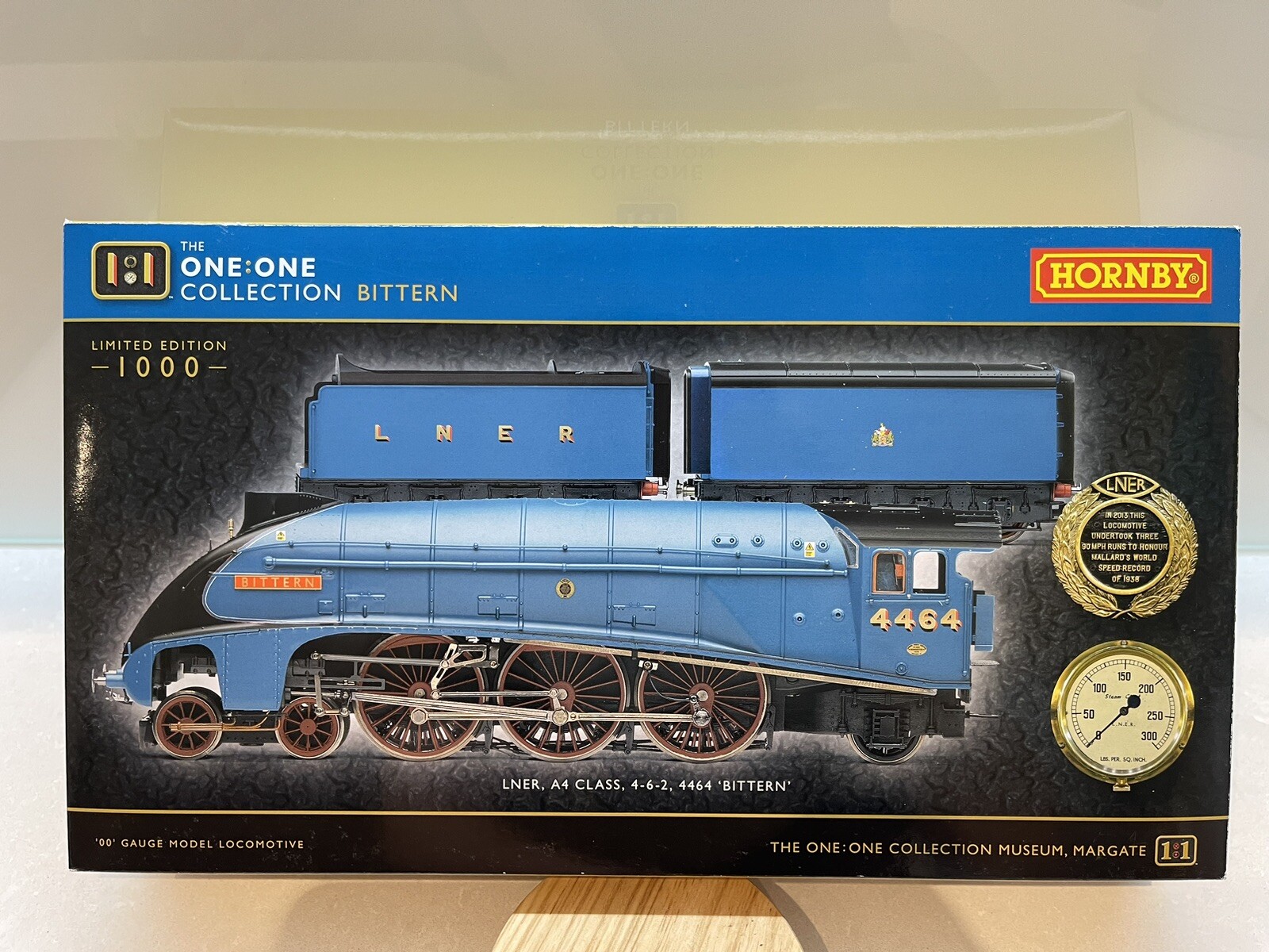 Hornby R3771 1:1 Collection: LNER, A4 Class, 4-6-2, 4464 'Bittern ...