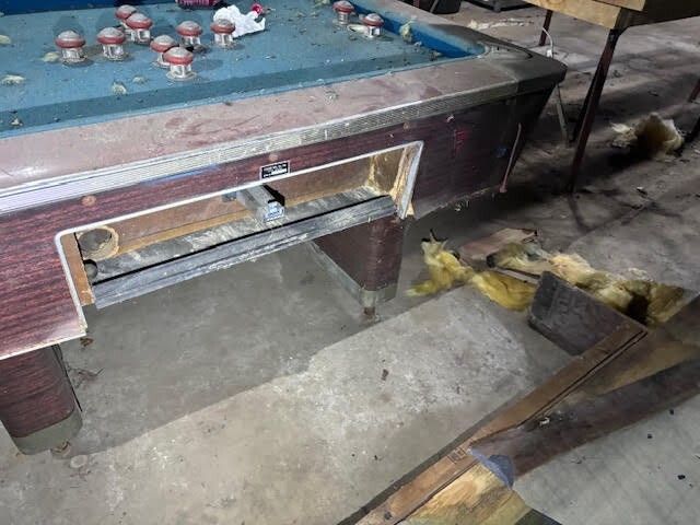 ANTIQUE & RARE, FISCHER, BUMPER POOL TABLE, 48"X32", 3/4" SLATE, COIN ...
