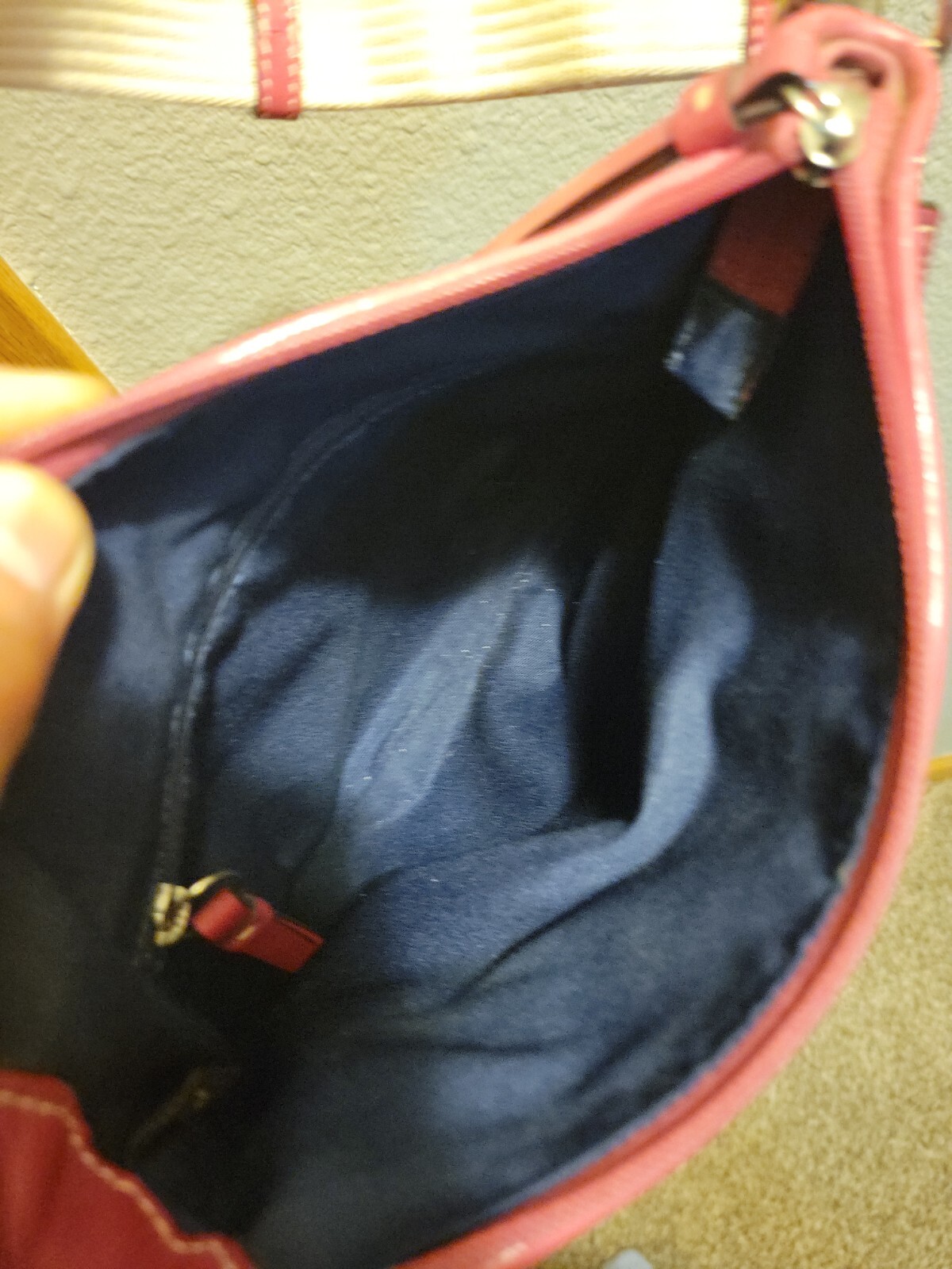 COACH Pink Patent Leather SOHO Swing Pack Purse Cross… - Gem