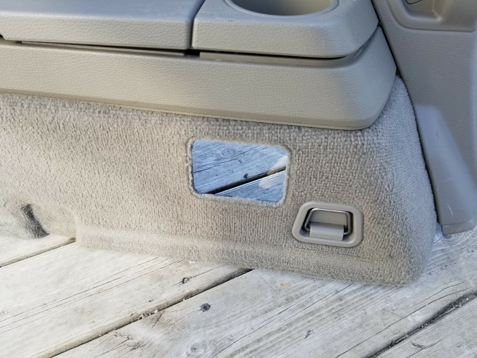 03 04 05 06-14 Volvo XC90 Left Rear Interior Panel Storage Tan Code ...