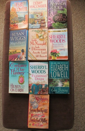10 books romance,historical mystery.AMANDA QUICK,MACOMBER,SHERYL WOODS ...