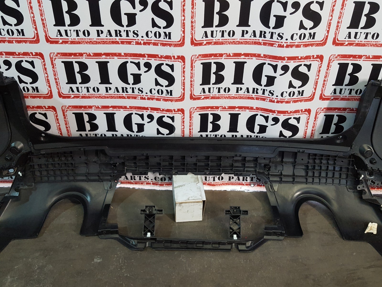 2014-2015 Range Rover Sport Rear Bumper Cover W/ Park Assist OEM #20279 ...