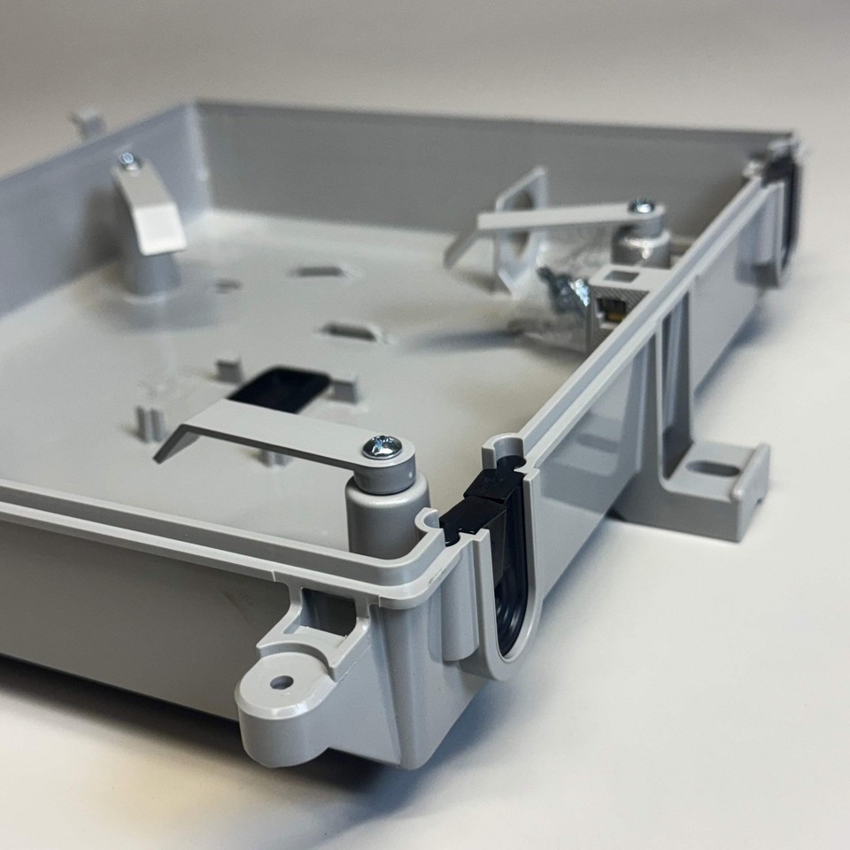 TII Outdoor NID Optical Network Terminal Enclosure OD-ONT-SSENC Damaged ...