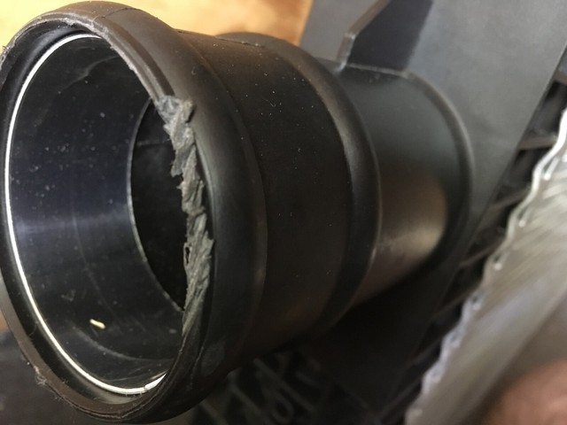 PACCAR N9414003 Peterbilt Radiator Fits Peterbilt 379 388 389 for sale ...