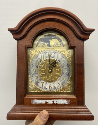 HOWARD MILLER DUAL CHIME MANTEL CLOCK / TABLE MOON CLOCK #630-130 As Is ...