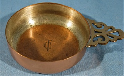 ANTIQUE APOLLO E.P.C. COPPER PORRINGER w/ORNATE PIERCED HANDLE 3 3/8 ...