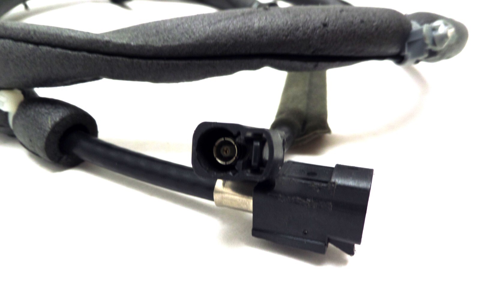 23129686 Radio Antenna Cable Extension End 2015-20 Escalade Tahoe ...