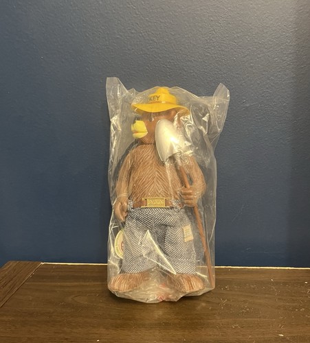 Smokey the Bear Figure by Dakin – 1960s Plastic Toy | eBay