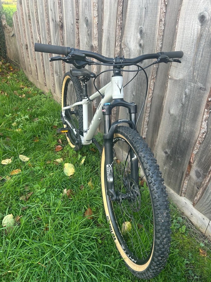Whyte 403 Mountain Bike 26 Inch Wheels. Good Condition Lightweight Bike ...
