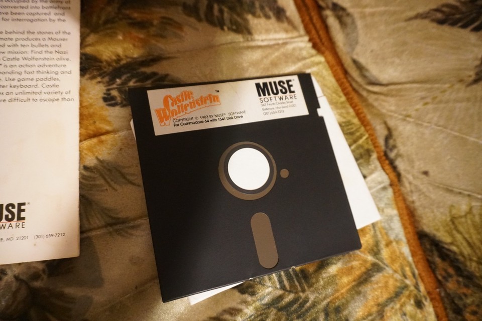 Castle Wolfenstein Rare MUSE 1983 C64 Commodore Computer Game & Manual ...