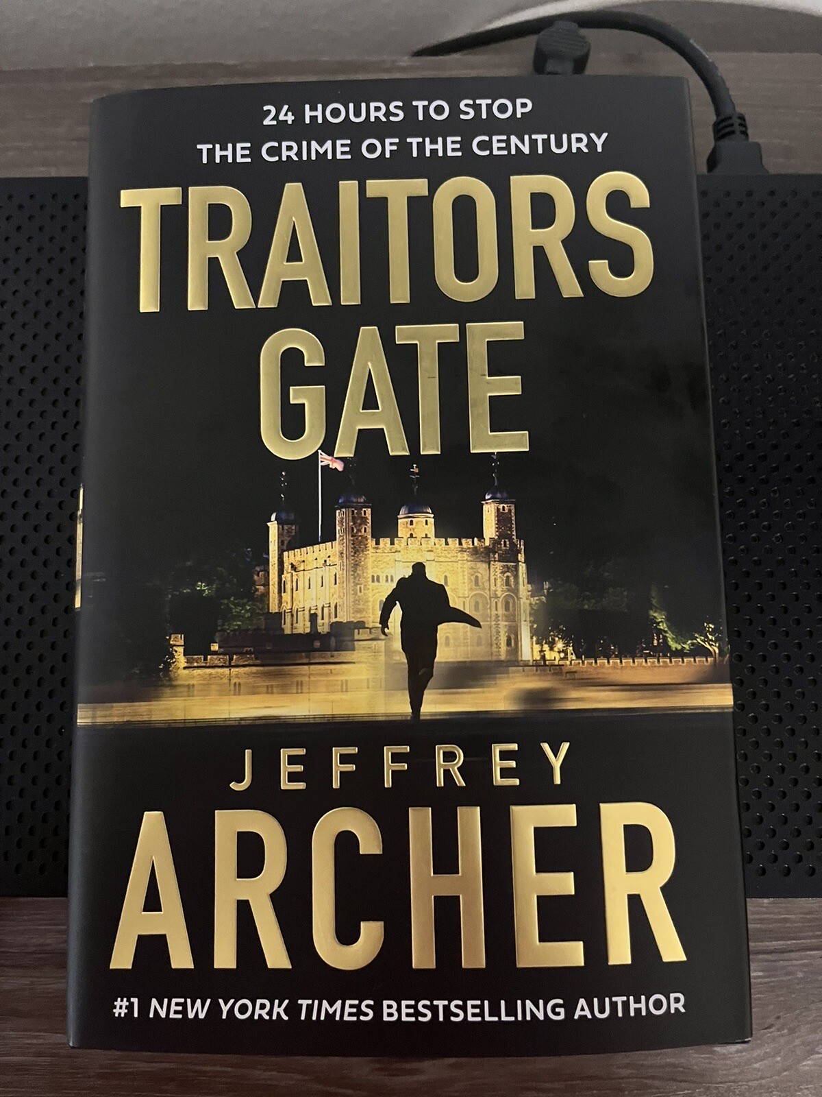The Traitors Gate By Jeffrey Archer-Hardcover New Book | eBay